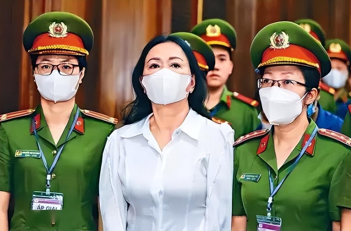 中越互动30年，从5年超越中国到经济崩溃，如今认清现实不闹了