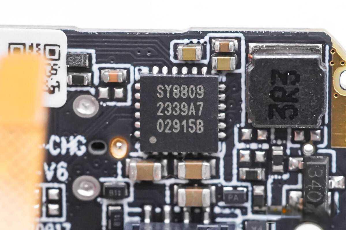 提供充电仓与通讯解决方案，思远半导体双SoC获Xiaomi Buds 4采用