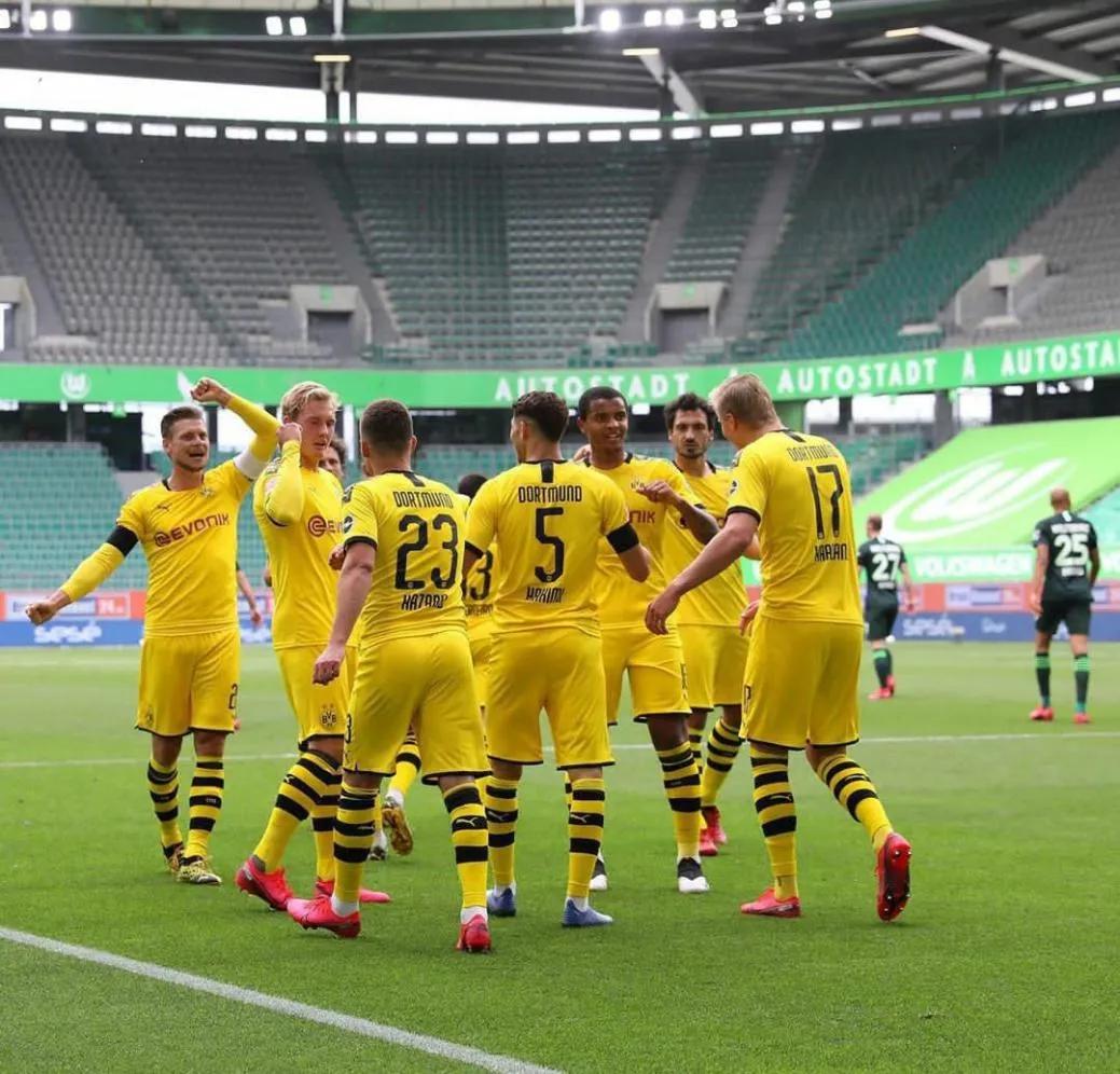 欧冠球队常用阵型解读，19年冠军和17年冠军采用阵型都是433